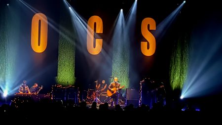 Front And Centre ~ ian-scott.net