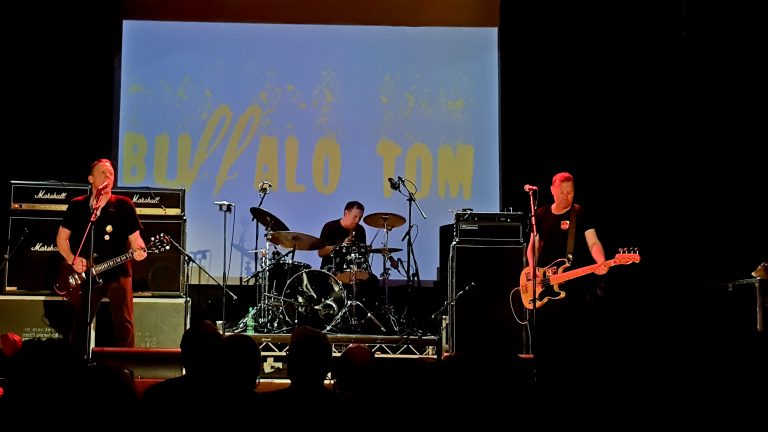 Buffalo Tom! ~ ian-scott.net