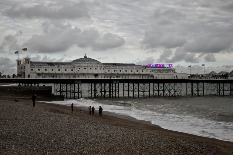 Om Pom Brighton ~ ian-scott.net